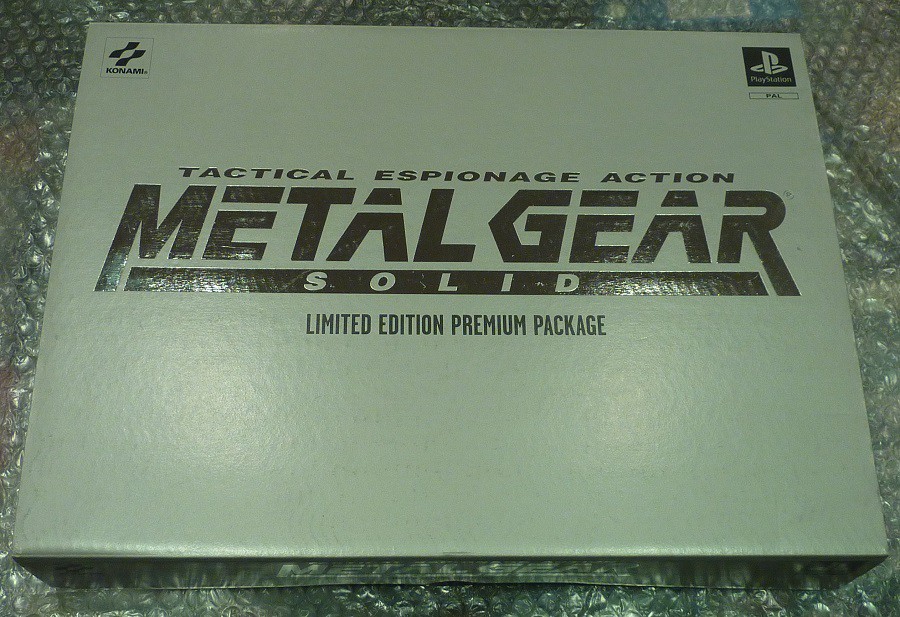 METAL GEAR SOLID LIMITED EDITION PREMIUM PACKAGE